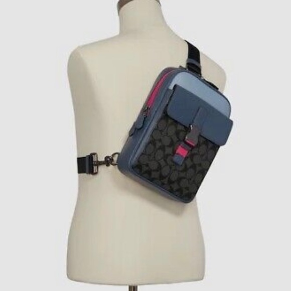 Coach | Bags | Nwt Coach Track Pack In Colorblock Signature Canvas C826 ...